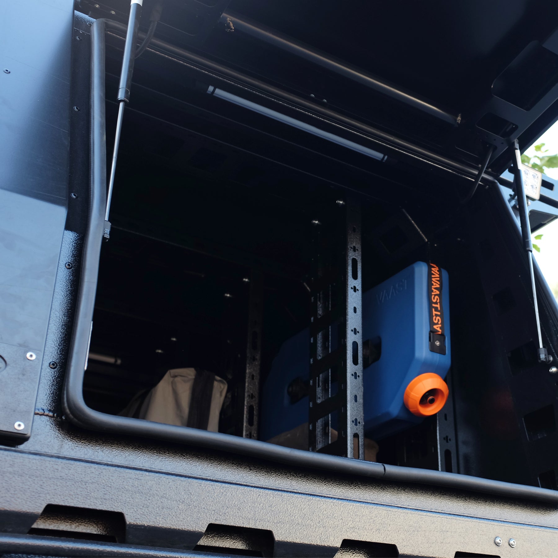 G-Series Surface Bracket – VAAST